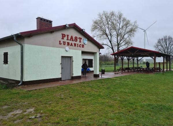 Boisko w Lubanice - Stadion in Lubanice