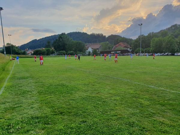 Stade du Pont - Stadion in Cheiry